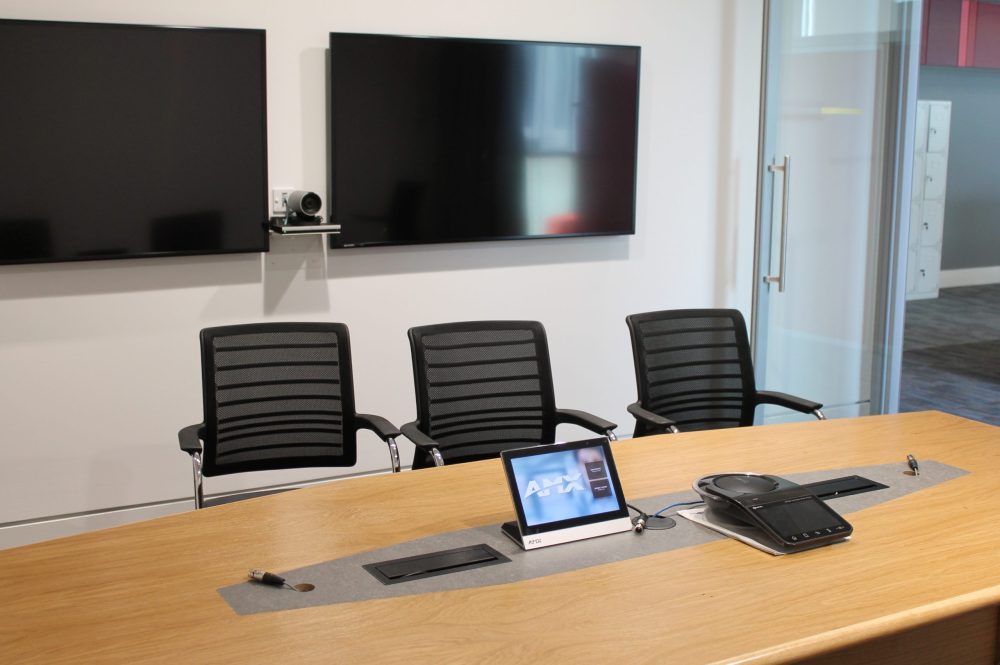 telepresence-table - Turning Leaf