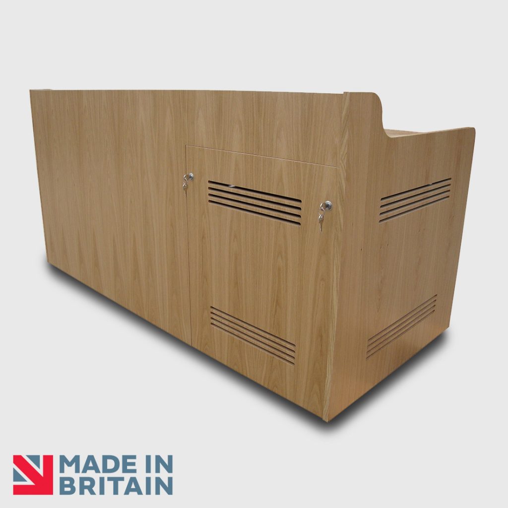 AV Desk 03 - Turning Leaf