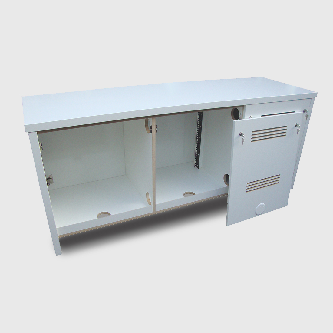 AV Credenza 02 - Turning Leaf